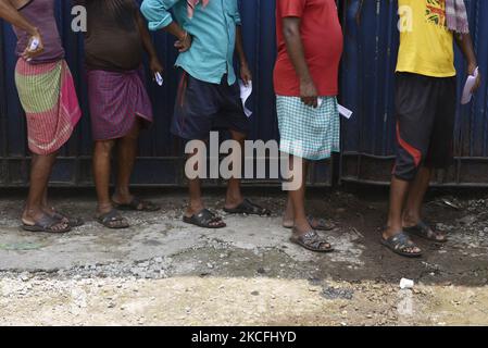 Vaccination on wheel drive for the shop owners, transport hawkers ...