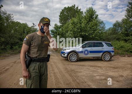 A Frontex vehicle patrols the Greek Turkish borders, in a military ...