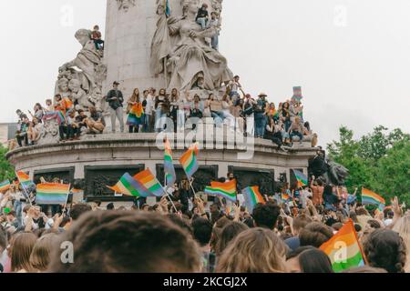 People attending the 2021 edition of the Pride Parade in Paris, France ...