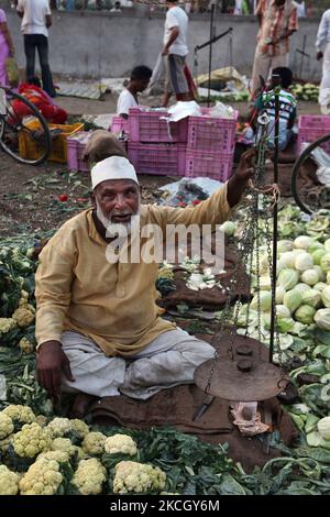 Elderly Indian Muslim merchant with white Islamic beard and very ...