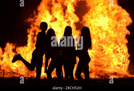 Eleventh night bonfire celebrations take place beside the Dr Pitt ...