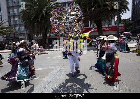 Members of various indigenous and Afro-Mexican people residing in ...