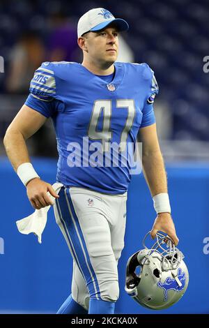 Detroit Lions long snapper Scott Daly (47) before an NFL football game ...