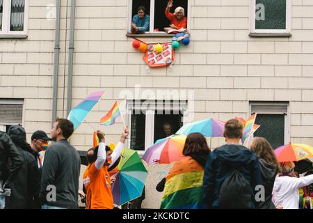 participants march during the annual Christopher street day pride ...