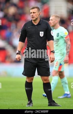 Referee J. Smith during the Sky Bet Championship match Hull City vs ...