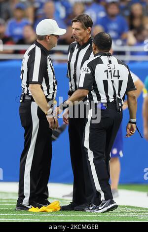 Down Judge Kent Payne (79) catches a ball during an NFL football game ...
