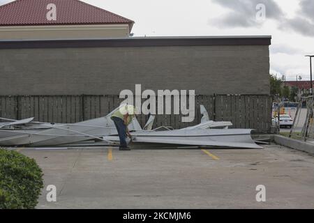 The Sonic on Seawall Blvd. sustained major damage at approximately 5am ...