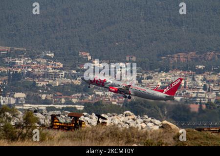 Jet2 Boeing 737 flight safety card Stock Photo - Alamy
