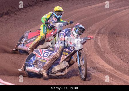 Max Fricke of Australia (Yellow) leads Leon Madsen of Denmark (Red ...