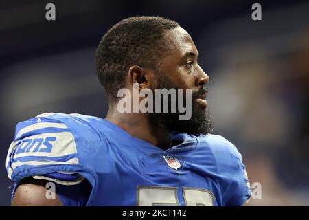 Detroit Lions linebacker Charles Harris (53) in action against ...
