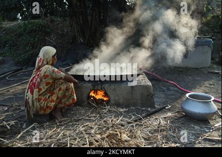 Sugarcane Jaggery in making by boiling sugarcane juice to make ...