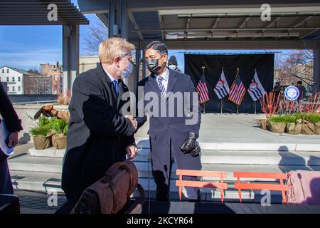 Mayor-elect Aftab Pureval and elected City Council Members are sworn ...