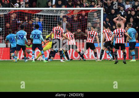 Jack Robinson of Sheffield United scores a goal to make it 1-2 Stock ...