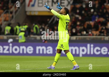 Mike Maignan of AC Milan reacts during the Serie A football match ...