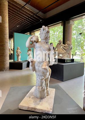 Statues in Pompeii, Italy Stock Photo - Alamy