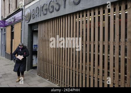 Shops on the High Street at Rugby Warwickshire Stock Photo - Alamy