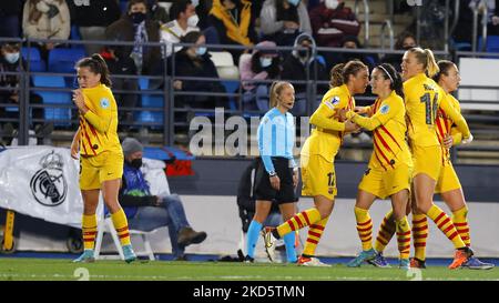 Claudia PINA of Barcelona celebrate his goal with Vicky LOPEZ of ...