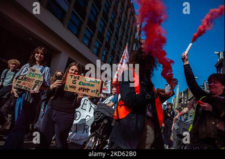 The climate movement, created by Greta Thunberg "Fridays for Future ...