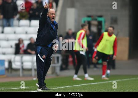 Sunderland Manager Alex Neil during the Sky Bet League 1 match between ...