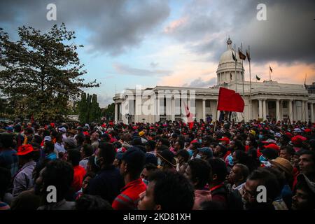 Supporters of the opposition People's Liberation Front (JVP) shout ...