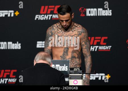 LAS VEGAS, NV - NOVEMBER 6: Daniel Keeping takes his best shot at an ...