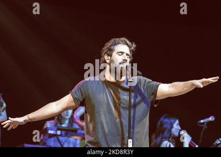 Tommaso Paradiso Performs live in concert at Auditorium Conciliazione ...