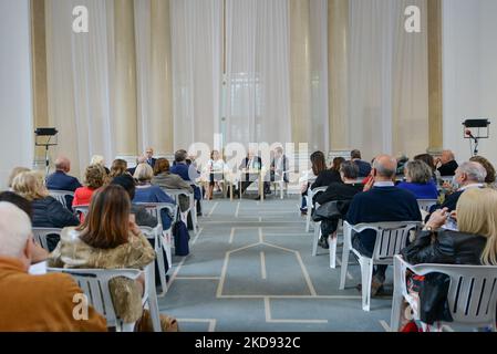 The presentation during the News Presentation of Alan Friedman's book ...