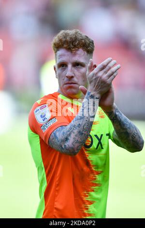 Jack Colback of Nottingham Forest celebrates victory during the Sky Bet ...