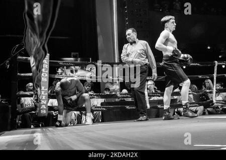Sam Rizzo (Plymouth, MI) defeated Ronny Arana (NYC) by way of TKO ...