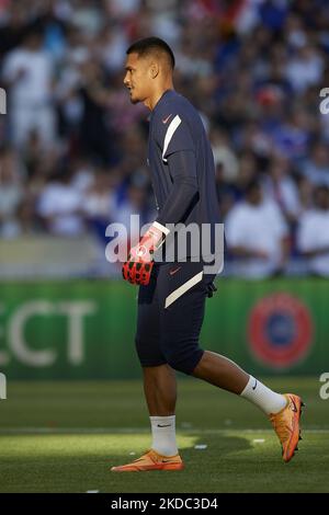 Alphonse Areola of West Ham United during the Premier League match West ...