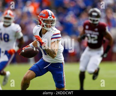 Florida wide receiver Ricky Pearsall runs a drill at the NFL football ...
