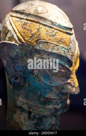 Bronze Mask Relics of Ancient Chinese Bashu and Sichuan Culture ...