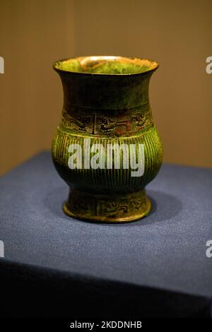 Bronze vessel cultural relics of Bashu and Sichuan culture in ancient ...