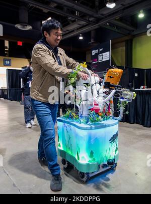 Long Beach, California, USA. 04th Nov, 2022. XOXE, a non-competing ...