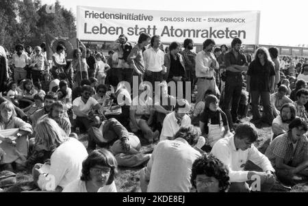 Flowers for Stukenbrock is the annual event to commemorate the murder ...
