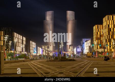 Lusail Plaza Tower 4. proposed to be the most iconic commercial high ...
