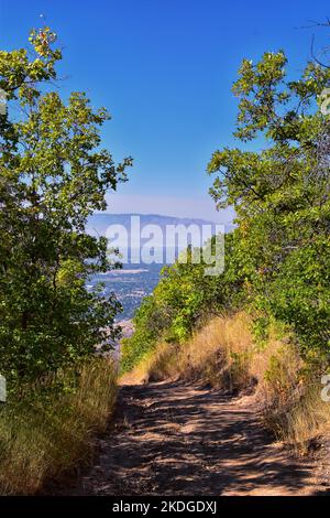 Hamongog hiking trail views Lone Peak Wilderness, Wasatch Front Rocky ...