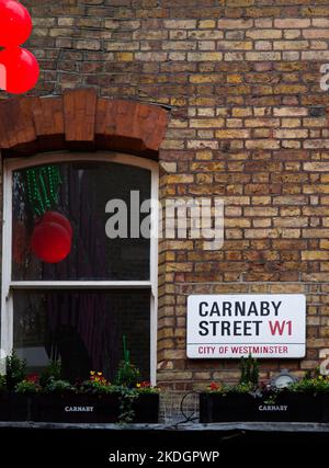 Carnaby Street Sign Westminster London West End Stock Photo - Alamy