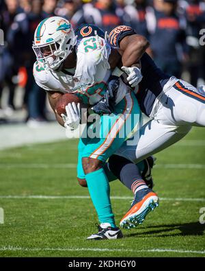 Miami Dolphins' Jeff Wilson Jr. in action during an NFL football game ...