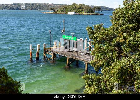 Darling Point ferry wharf in Sydney, Australia Stock Photo - Alamy
