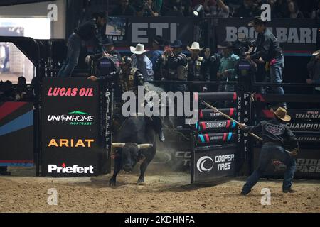 LAS VEGAS, NV - NOVEMBER 6: Cody Jesus takes his best shot at an :08 ...