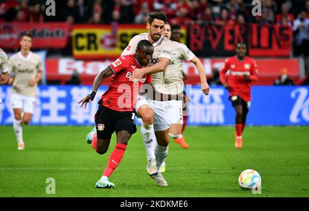 Rani Khedira (1. FC Union Berlin, #08) ist enttäuscht, enttaeuscht ...