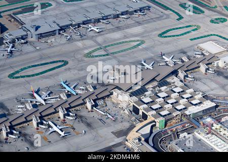 TBIT Terminal West Gates expansion at Los Angeles Airport LAX. Tom ...