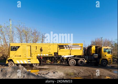 Track of the road milling vehicle at the road construction Stock Photo ...