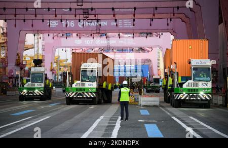 Pusan, South Korea. 05th Nov, 2022. Containers are loaded from the ...