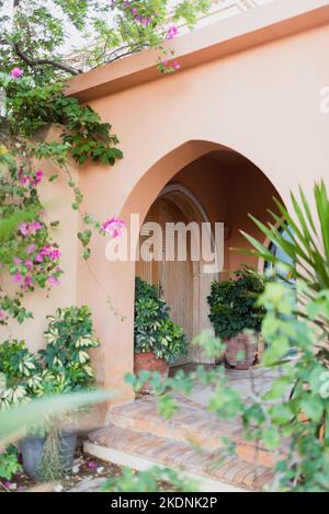 The details of El Gouna architecture, exterior designs, arched doors ...