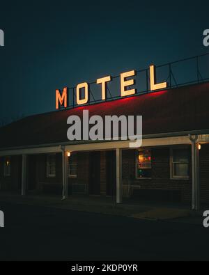 Beltway Motel & Restaurant sign at night, Halethorpe, Maryland Stock ...