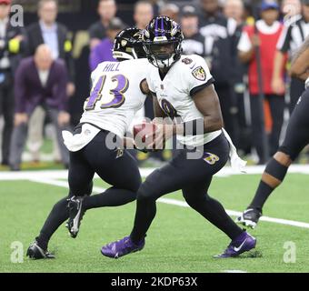 Baltimore Ravens quarterback Lamar Jackson, is embraced by Pittsburgh ...