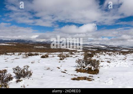 Roe west sichuan xindu bridge town scenery Stock Photo - Alamy