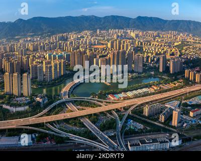 Lute pavilion lake park Stock Photo - Alamy